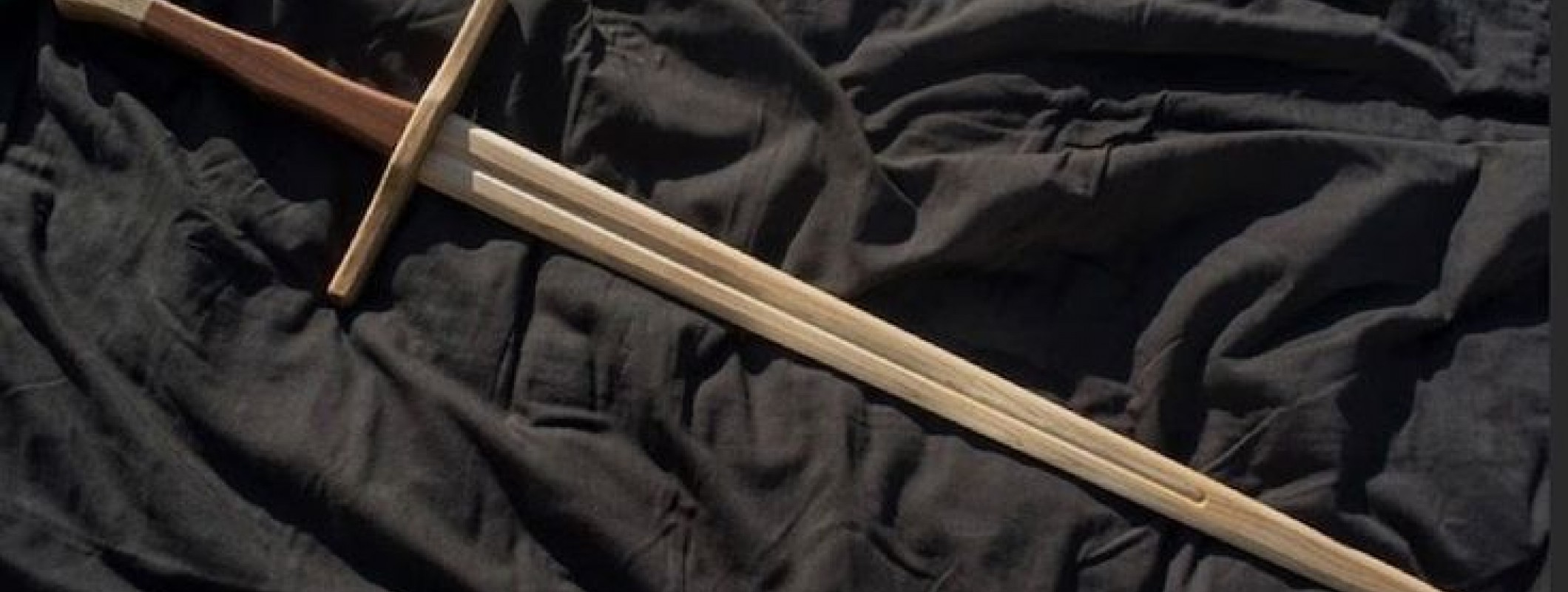 Medieval Swords: History, Types & Legendary Knight Weapons | MedievalEdge